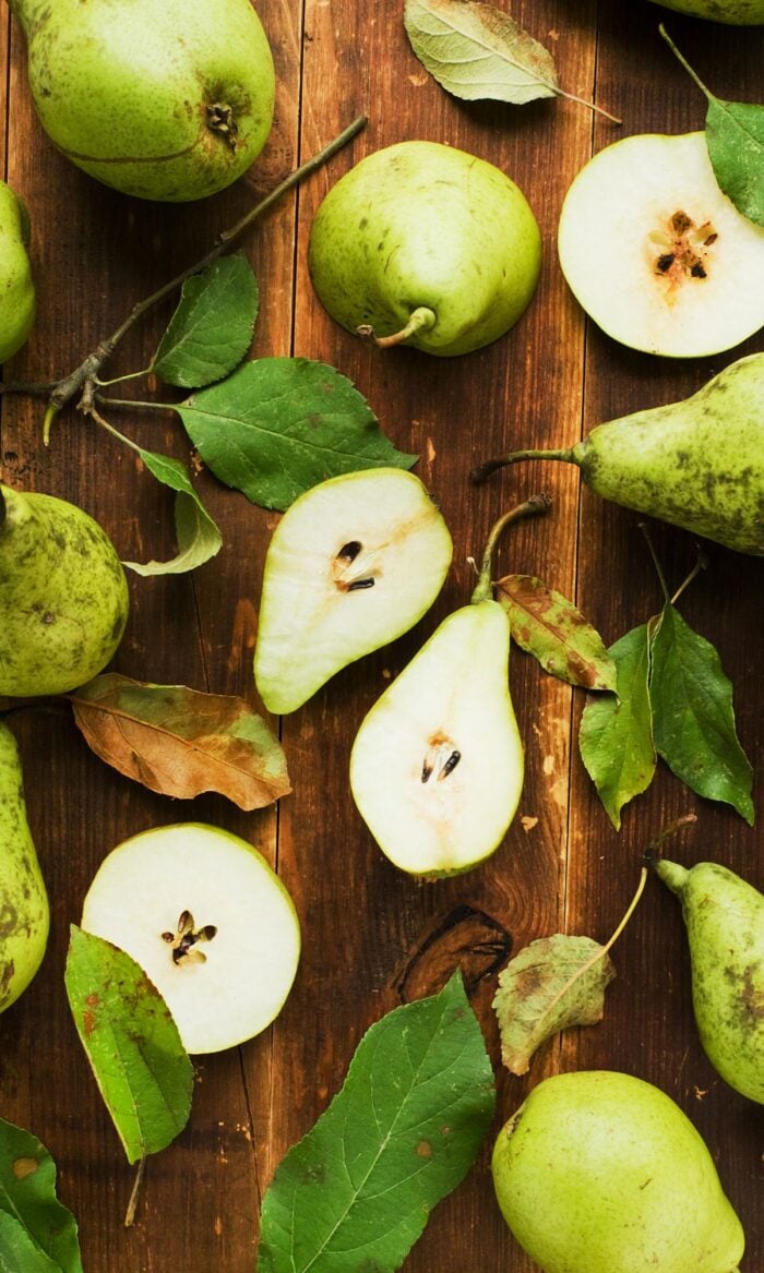 17 Green Fruits With Photos - Clean Eating Kitchen