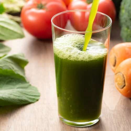 7 Easy Juice Recipes for Beginners (Juicer or Blender) - Clean Eating ...